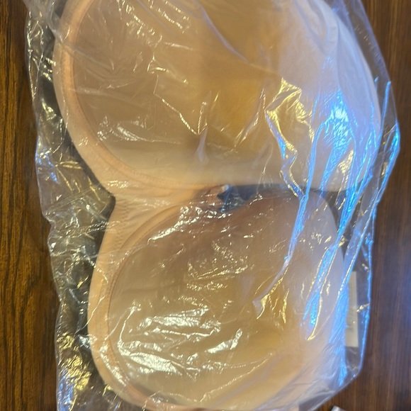 Yours Clothing | Intimates & Sleepwear | Nwt Yours Bra Nude Size 48d ...